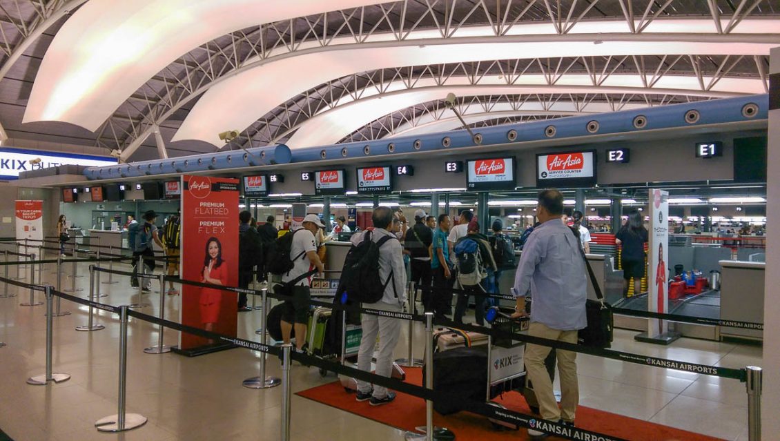 Save AirAsia counter check-in fees: check-in online - Economy Traveller